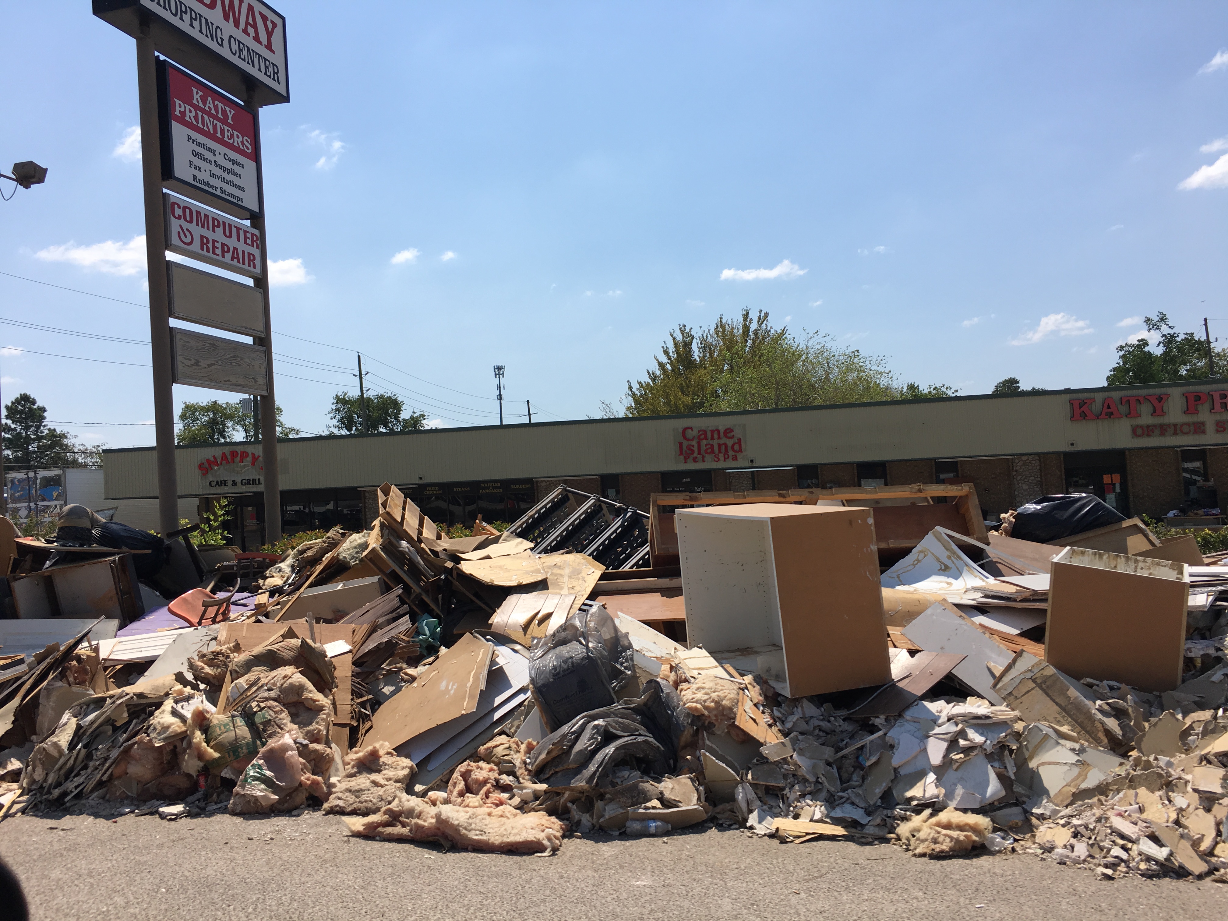 Hergenrader’s Hurricane Harvey Timeline – Christina Hergenrader